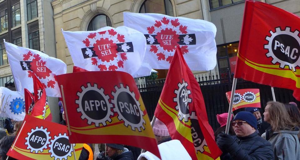 CRA rattled by strike vote announcement | Public Service Alliance of Canada